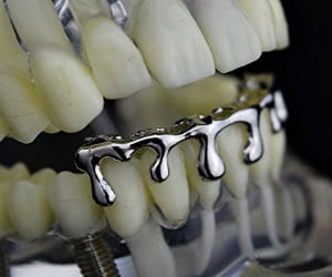 Dripping Grillz - The Hottest Grillz Trend in 2019 - Deez Grillz