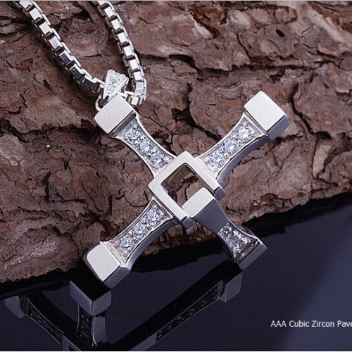 Dominic Toretto's Cross Necklace From Fast and Furious - Deez Grillz